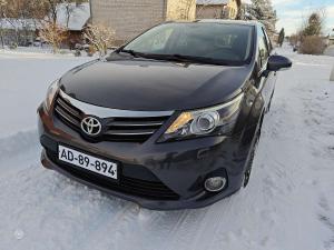 Pelēks Toyota Avensis 2014 Klaipėda, ar dzinēja tilpumu 2.00 L un nobraukumu 255 tūkst. km par 4490 €, foto 18 vietnē AUTOMOTO.COM.LV