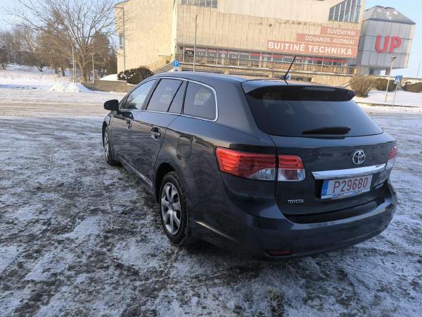 Pelēks Toyota Avensis 2014 Alīta, ar dzinēja tilpumu 2.00 L un nobraukumu 238 tūkst. km par 6100 €, foto 7 vietnē AUTOMOTO.COM.LV