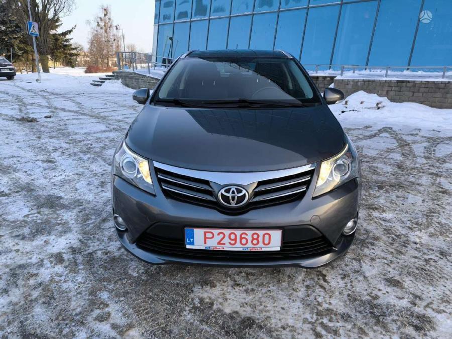 Pelēks Toyota Avensis 2014 Alīta, ar dzinēja tilpumu 2.00 L un nobraukumu 238 tūkst. km par 6100 €, foto 9 vietnē AUTOMOTO.COM.LV