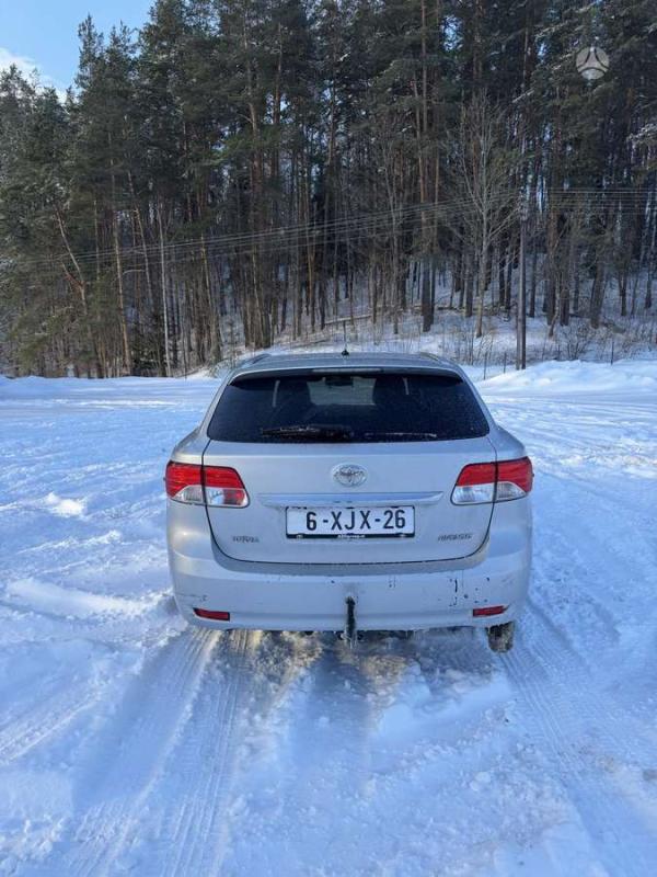 Pelēks Toyota Avensis 2014 Utena, ar dzinēja tilpumu 2.23 L un nobraukumu 296 tūkst. km par 4150 €, foto 4 vietnē AUTOMOTO.COM.LV