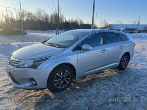 Grey Toyota Avensis 2014 in Tallinn, with an engine capacity of 2.00 L and mileage of 180 thousand km for 7500 €, photo 3 on AUTOMOTO.COM.LV