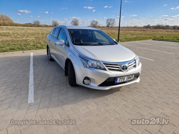 Pelēks Toyota Avensis 2014 Tartu, ar dzinēja tilpumu 1.80 L un nobraukumu 144 tūkst. km par 8500 €, foto 2 vietnē AUTOMOTO.COM.LV