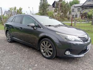 Серый Тойота Авенсис 2014 в Укмерге, объемом двигателя 2.20 л и пробегом 219 тыс. км за 5900 €, фото  на AUTOMOTO.COM.LV