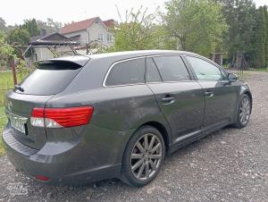 Серый Тойота Авенсис 2014 в Укмерге, объемом двигателя 2.20 л и пробегом 219 тыс. км за 5900 €, фото 5 на AUTOMOTO.COM.LV