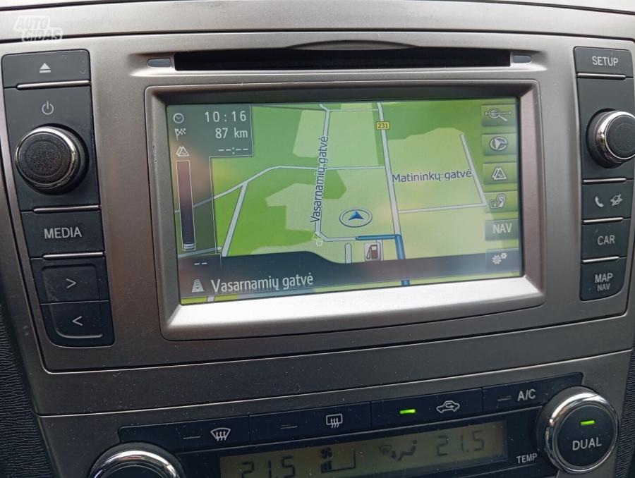 Grey Toyota Avensis 2014 in Ukmerge, with an engine capacity of 2.20 L and mileage of 219 thousand km for 5900 €, photo 27 on AUTOMOTO.COM.LV