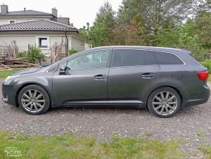 Grey Toyota Avensis 2014 in Ukmerge, with an engine capacity of 2.20 L and mileage of 219 thousand km for 5800 €, photo 9 on AUTOMOTO.COM.LV