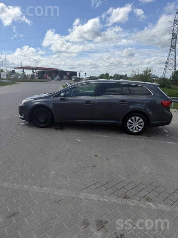 Серый Тойота Авенсис 2014 в Талси, объемом двигателя 2.00 л и пробегом 252 тыс. км за 5550 €, фото 1 на AUTOMOTO.COM.LV