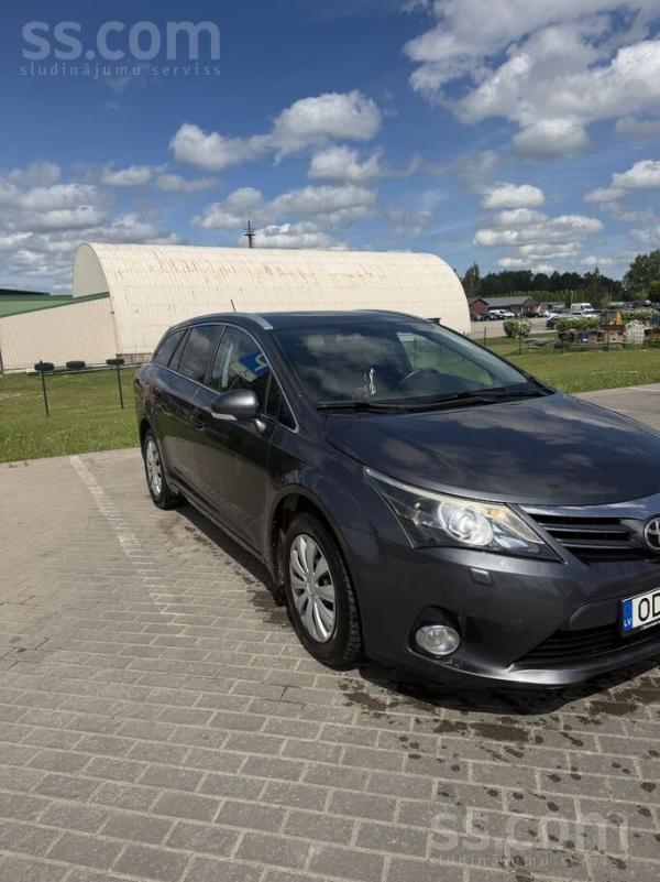 Серый Тойота Авенсис 2014 в Талси, объемом двигателя 2.00 л и пробегом 252 тыс. км за 5550 €, фото 6 на AUTOMOTO.COM.LV