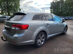 Pelēks Toyota Avensis 2014 Rīga, ar dzinēja tilpumu 2.00 L un nobraukumu 0 tūkst. km par 5990 €, foto 5 vietnē AUTOMOTO.COM.LV