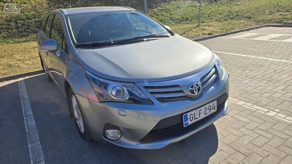 Серый Тойота Авенсис 2014 в Алитус, объемом двигателя 1.80 л и пробегом 235 тыс. км за 6300 €, фото 2 на AUTOMOTO.COM.LV
