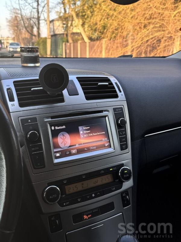 Pelēks Toyota Avensis 2014 Rīga, ar dzinēja tilpumu 1.80 L un nobraukumu 0 tūkst. km par 6700 €, foto 3 vietnē AUTOMOTO.COM.LV