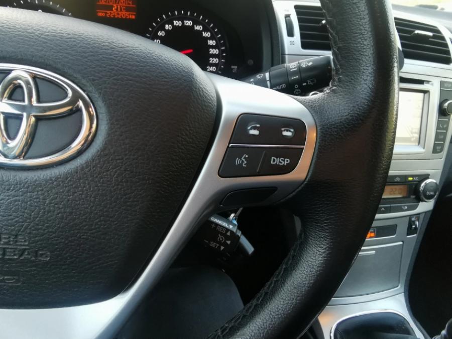 Grey Toyota Avensis 2014 in Riga, with an engine capacity of 2.00 L and mileage of 225 thousand km for 6200 €, photo 9 on AUTOMOTO.COM.LV
