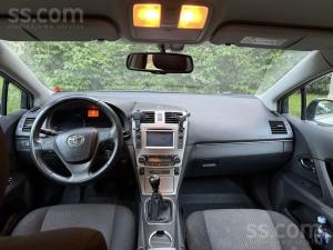 Pelēks Toyota Avensis 2014 Rīga, ar dzinēja tilpumu 2.00 L un nobraukumu 202 tūkst. km par 6500 €, foto 13 vietnē AUTOMOTO.COM.LV