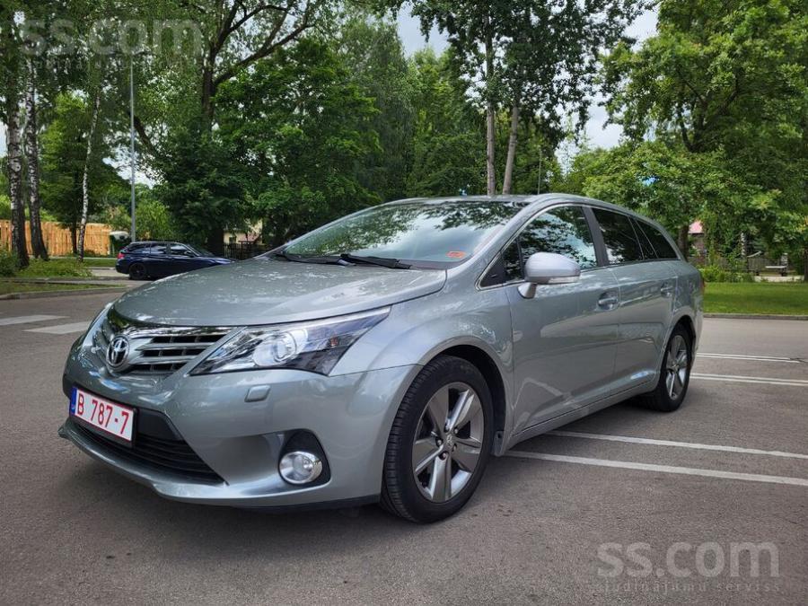Pelēks Toyota Avensis 2014 Rīga, ar dzinēja tilpumu 2.00 L un nobraukumu 0 tūkst. km par 5950 €, foto 8 vietnē AUTOMOTO.COM.LV