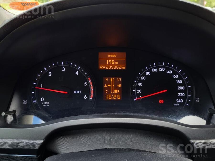 Pelēks Toyota Avensis 2014 Rīga, ar dzinēja tilpumu 2.00 L un nobraukumu 0 tūkst. km par 5950 €, foto 21 vietnē AUTOMOTO.COM.LV