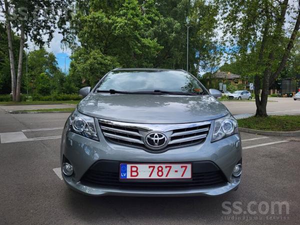 Серый Тойота Авенсис 2014 в Рига, объемом двигателя 2.00 л и пробегом 0 тыс. км за 5950 €, фото 8 на AUTOMOTO.COM.LV