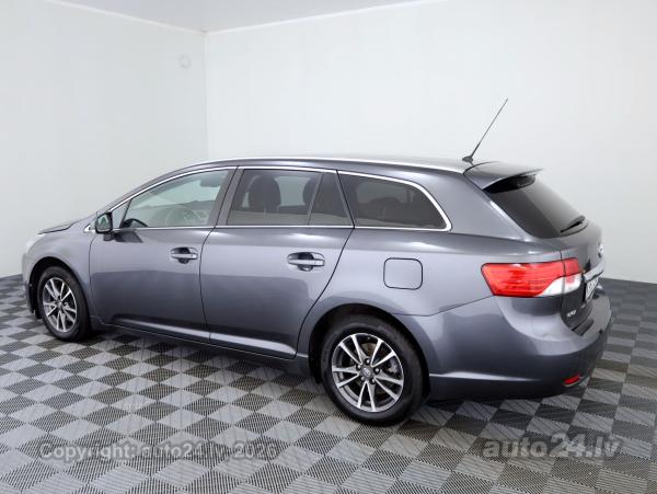 Серый Тойота Авенсис 2014 в Таллин, объемом двигателя 2.00 л и пробегом 302 тыс. км за 3999 €, фото 5 на AUTOMOTO.COM.LV