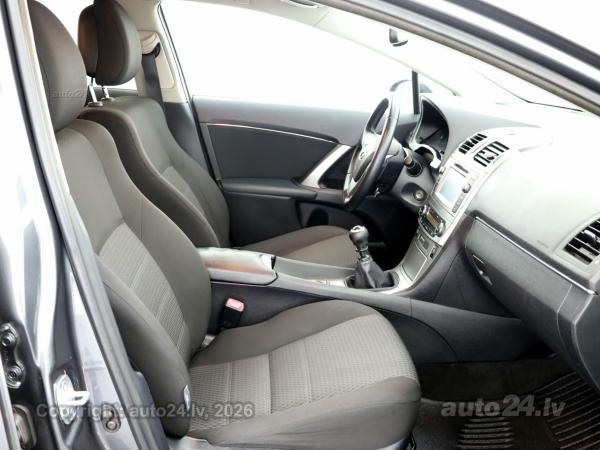 Серый Тойота Авенсис 2014 в Таллин, объемом двигателя 2.00 л и пробегом 302 тыс. км за 3999 €, фото 7 на AUTOMOTO.COM.LV