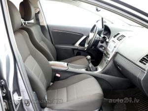 Grey Toyota Avensis 2014 in Tallinn, with an engine capacity of 2.00 L and mileage of 302 thousand km for 3999 €, photo 7 on AUTOMOTO.COM.LV