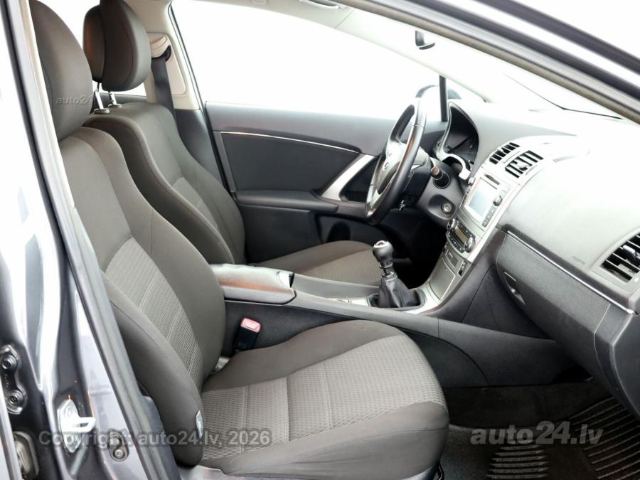 Grey Toyota Avensis 2014 in Tallinn, with an engine capacity of 2.00 L and mileage of 302 thousand km for 3999 €, photo 7 on AUTOMOTO.COM.LV