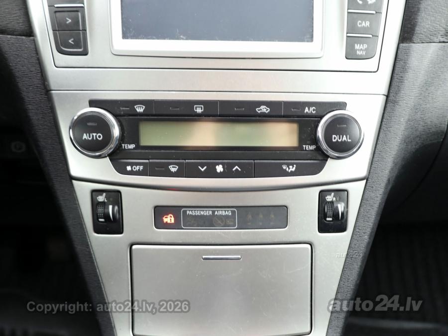 Grey Toyota Avensis 2014 in Tallinn, with an engine capacity of 2.00 L and mileage of 302 thousand km for 3999 €, photo 9 on AUTOMOTO.COM.LV