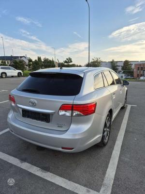 Pelēks Toyota Avensis 2014 Šauļi, ar dzinēja tilpumu 2.23 L un nobraukumu 191 tūkst. km par 5450 €, foto 6 vietnē AUTOMOTO.COM.LV