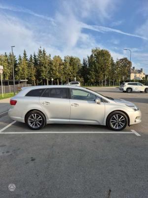 Pelēks Toyota Avensis 2014 Šauļi, ar dzinēja tilpumu 2.23 L un nobraukumu 191 tūkst. km par 5450 €, foto 7 vietnē AUTOMOTO.COM.LV