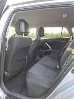 Pelēks Toyota Avensis 2014 Šauļi, ar dzinēja tilpumu 2.23 L un nobraukumu 191 tūkst. km par 5450 €, foto 18 vietnē AUTOMOTO.COM.LV