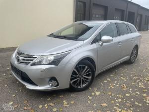 Pelēks Toyota Avensis 2014 Šakiai, ar dzinēja tilpumu 2.00 L un nobraukumu 313 tūkst. km par 3999 €, foto 4 vietnē AUTOMOTO.COM.LV