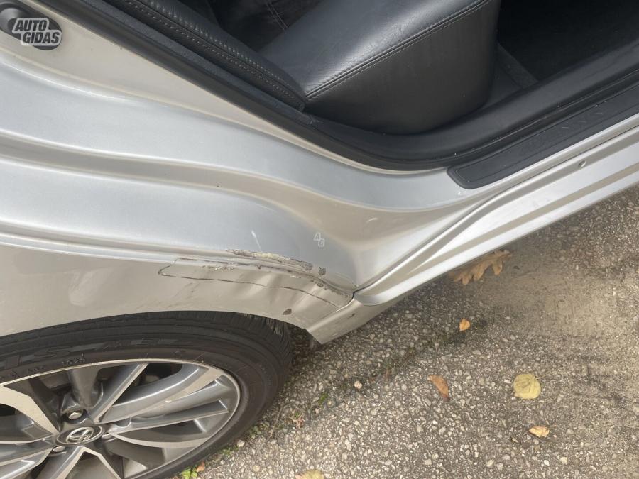 Pelēks Toyota Avensis 2014 Šakiai, ar dzinēja tilpumu 2.00 L un nobraukumu 313 tūkst. km par 3999 €, foto 18 vietnē AUTOMOTO.COM.LV