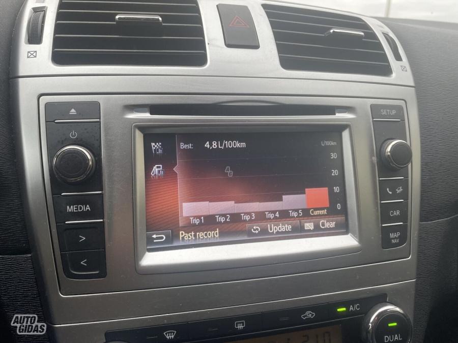Pelēks Toyota Avensis 2014 Šakiai, ar dzinēja tilpumu 2.00 L un nobraukumu 313 tūkst. km par 3999 €, foto 24 vietnē AUTOMOTO.COM.LV