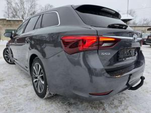 Pelēks Toyota Avensis 2015 Telšiai, ar dzinēja tilpumu 1.60 L un nobraukumu 249 tūkst. km par 7700 €, foto 16 vietnē AUTOMOTO.COM.LV