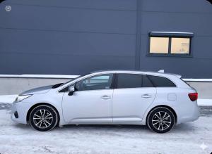 Pelēks Toyota Avensis 2015 Šauļi, ar dzinēja tilpumu 1.80 L un nobraukumu 297 tūkst. km par 7950 €, foto 5 vietnē AUTOMOTO.COM.LV