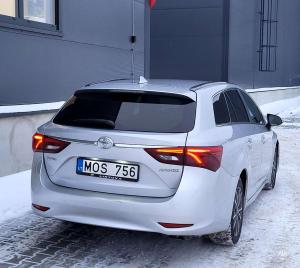 Pelēks Toyota Avensis 2015 Šauļi, ar dzinēja tilpumu 1.80 L un nobraukumu 297 tūkst. km par 7950 €, foto 16 vietnē AUTOMOTO.COM.LV