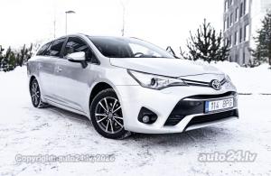 Pelēks Toyota Avensis 2015 Tallina, ar dzinēja tilpumu 1.80 L un nobraukumu 308 tūkst. km par 8999 €, foto 5 vietnē AUTOMOTO.COM.LV