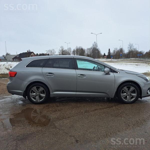 Grey Toyota Avensis 2015 in Rezekne, with an engine capacity of 2.00 L and mileage of 0 thousand km for 5650 €, photo 6 on AUTOMOTO.COM.LV