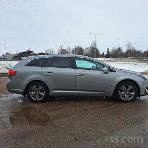 Pelēks Toyota Avensis 2015 Rēzekne, ar dzinēja tilpumu 2.00 L un nobraukumu 0 tūkst. km par 5650 €, foto 6 vietnē AUTOMOTO.COM.LV