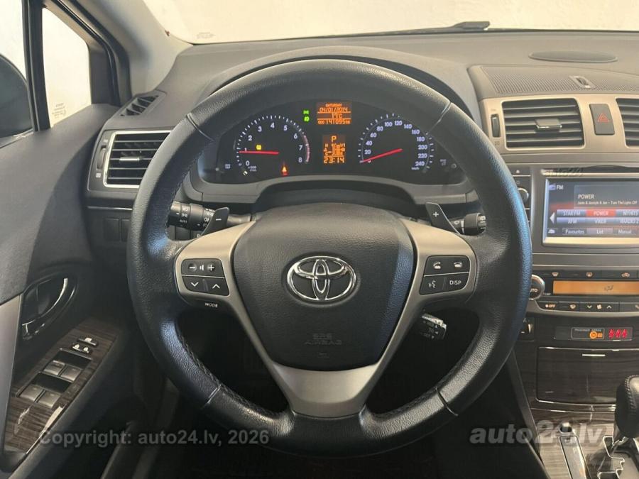 Pelēks Toyota Avensis 2015 Rakvere, ar dzinēja tilpumu 1.99 L un nobraukumu 141 tūkst. km par 11490 €, foto 8 vietnē AUTOMOTO.COM.LV