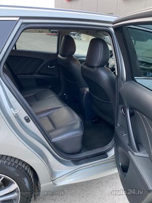 Grey Toyota Avensis 2015 in Tallinn, with an engine capacity of 1.80 L and mileage of 196 thousand km for 9900 €, photo 9 on AUTOMOTO.COM.LV