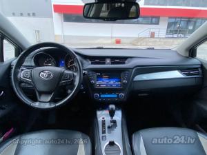 Grey Toyota Avensis 2015 in Tallinn, with an engine capacity of 1.80 L and mileage of 196 thousand km for 9900 €, photo 10 on AUTOMOTO.COM.LV
