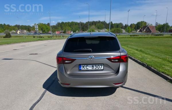 Серый Тойота Авенсис 2015 в Рига, объемом двигателя 1.80 л и пробегом 177 тыс. км за 11500 €, фото 7 на AUTOMOTO.COM.LV