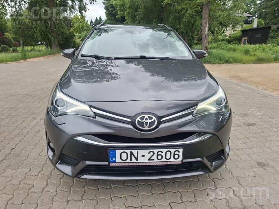 Серый Тойота Авенсис 2015 в Рига, объемом двигателя 2.00 л и пробегом 236 тыс. км за 8950 €, фото 3 на AUTOMOTO.COM.LV