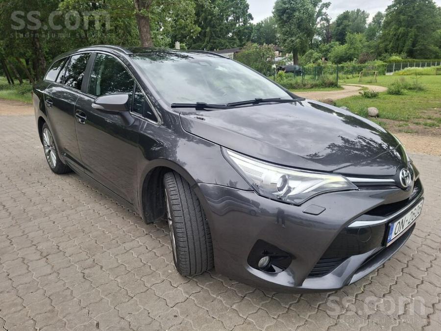 Серый Тойота Авенсис 2015 в Рига, объемом двигателя 2.00 л и пробегом 236 тыс. км за 8950 €, фото 4 на AUTOMOTO.COM.LV