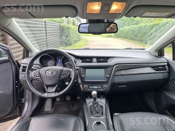 Серый Тойота Авенсис 2015 в Рига, объемом двигателя 2.00 л и пробегом 236 тыс. км за 8950 €, фото 5 на AUTOMOTO.COM.LV