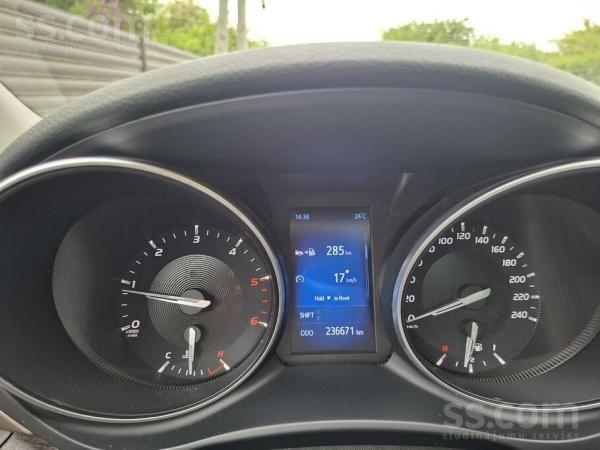 Серый Тойота Авенсис 2015 в Рига, объемом двигателя 2.00 л и пробегом 236 тыс. км за 8950 €, фото 10 на AUTOMOTO.COM.LV