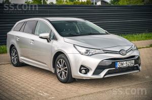 Grey Toyota Avensis 2015 in Riga, with an engine capacity of 1.60 L and mileage of 0 thousand km for 4990 €, photo 4 on AUTOMOTO.COM.LV