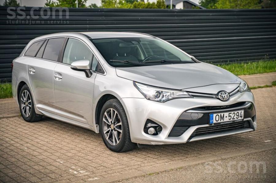 Grey Toyota Avensis 2015 in Riga, with an engine capacity of 1.60 L and mileage of 0 thousand km for 4990 €, photo 4 on AUTOMOTO.COM.LV