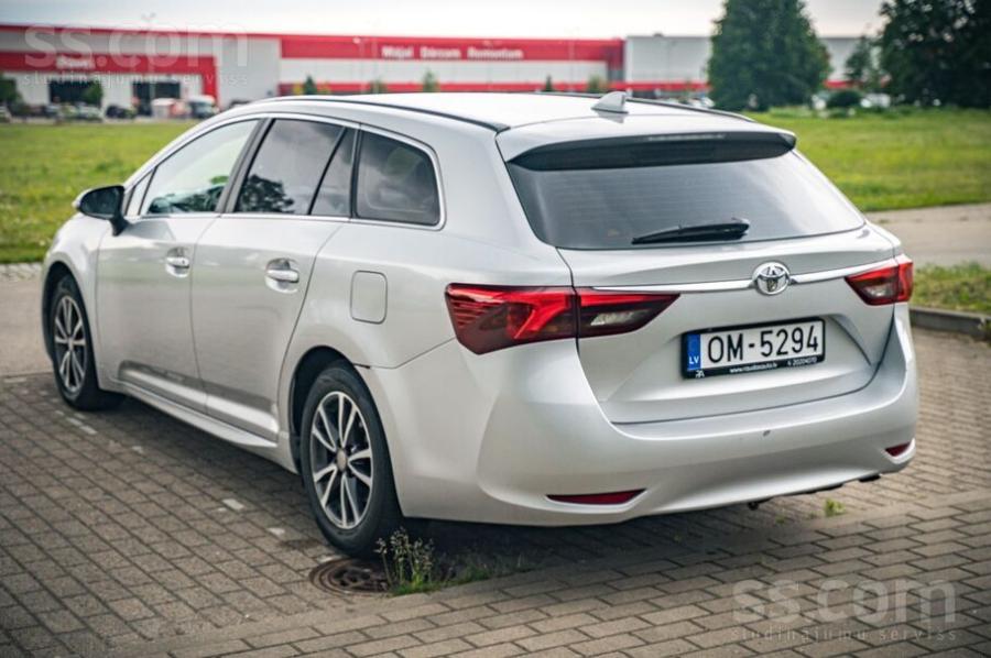 Grey Toyota Avensis 2015 in Riga, with an engine capacity of 1.60 L and mileage of 0 thousand km for 4990 €, photo 7 on AUTOMOTO.COM.LV
