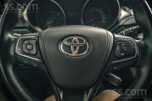 Grey Toyota Avensis 2015 in Riga, with an engine capacity of 1.60 L and mileage of 0 thousand km for 4990 €, photo 16 on AUTOMOTO.COM.LV
