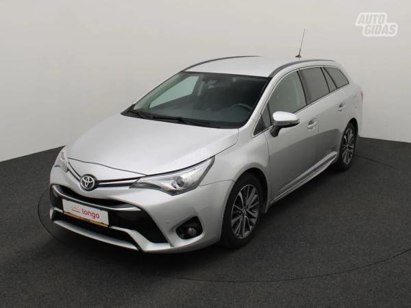 Серый Тойота Авенсис 2015 в Вильнюс, объемом двигателя 2.00 л и пробегом 232 тыс. км за 10499 €, фото 1 на AUTOMOTO.COM.LV
